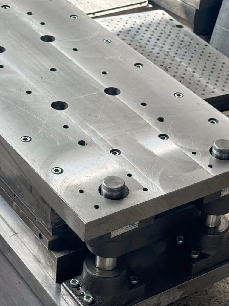 DAMCHI Thermoforming Molds – A Revolution in Plastic Parts Production ...